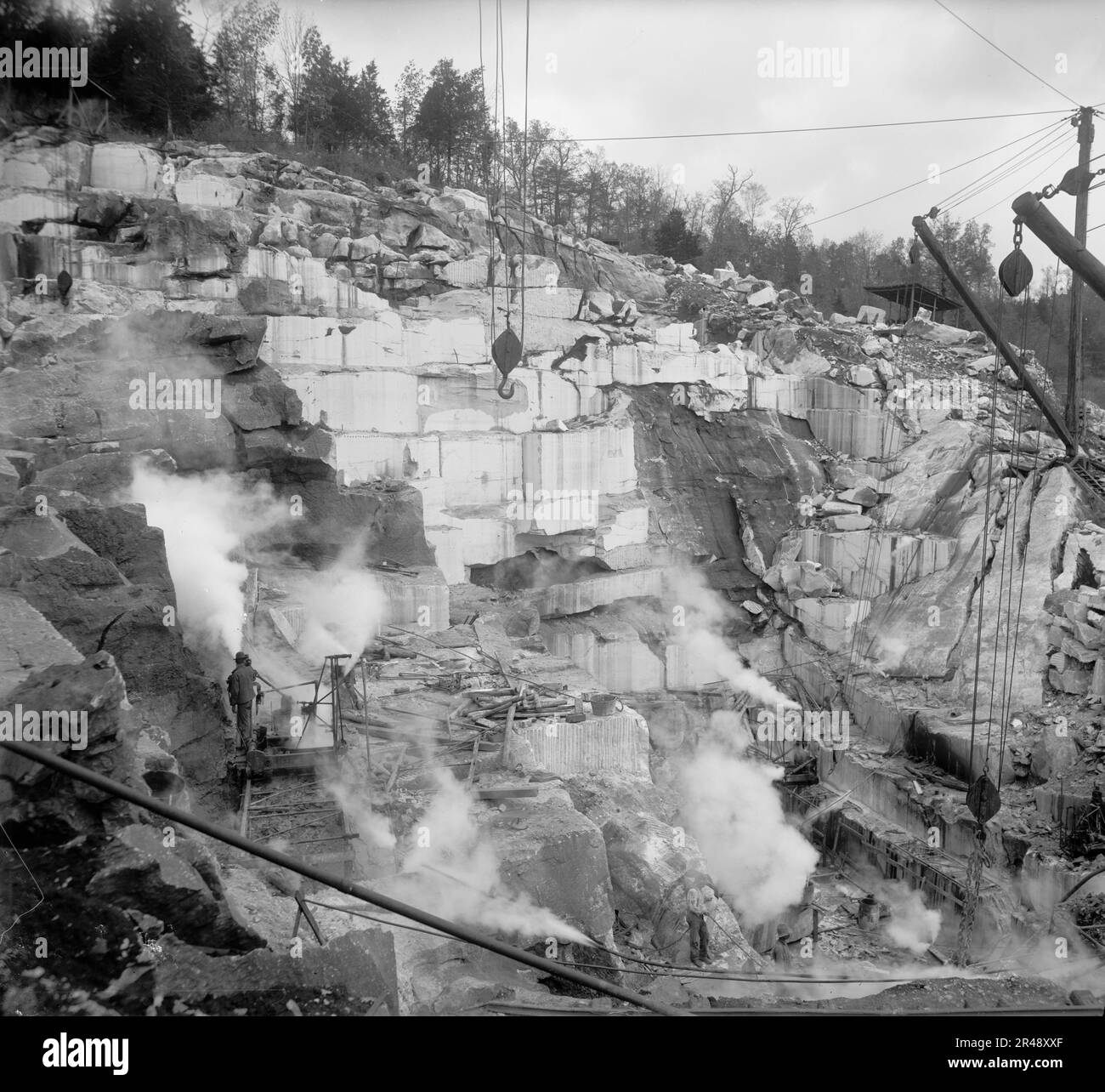 Historical view knoxville tennessee Black and White Stock Photos ...