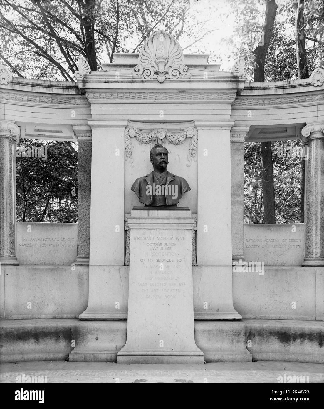 Richard morris hunt architect hi-res stock photography and images - Alamy