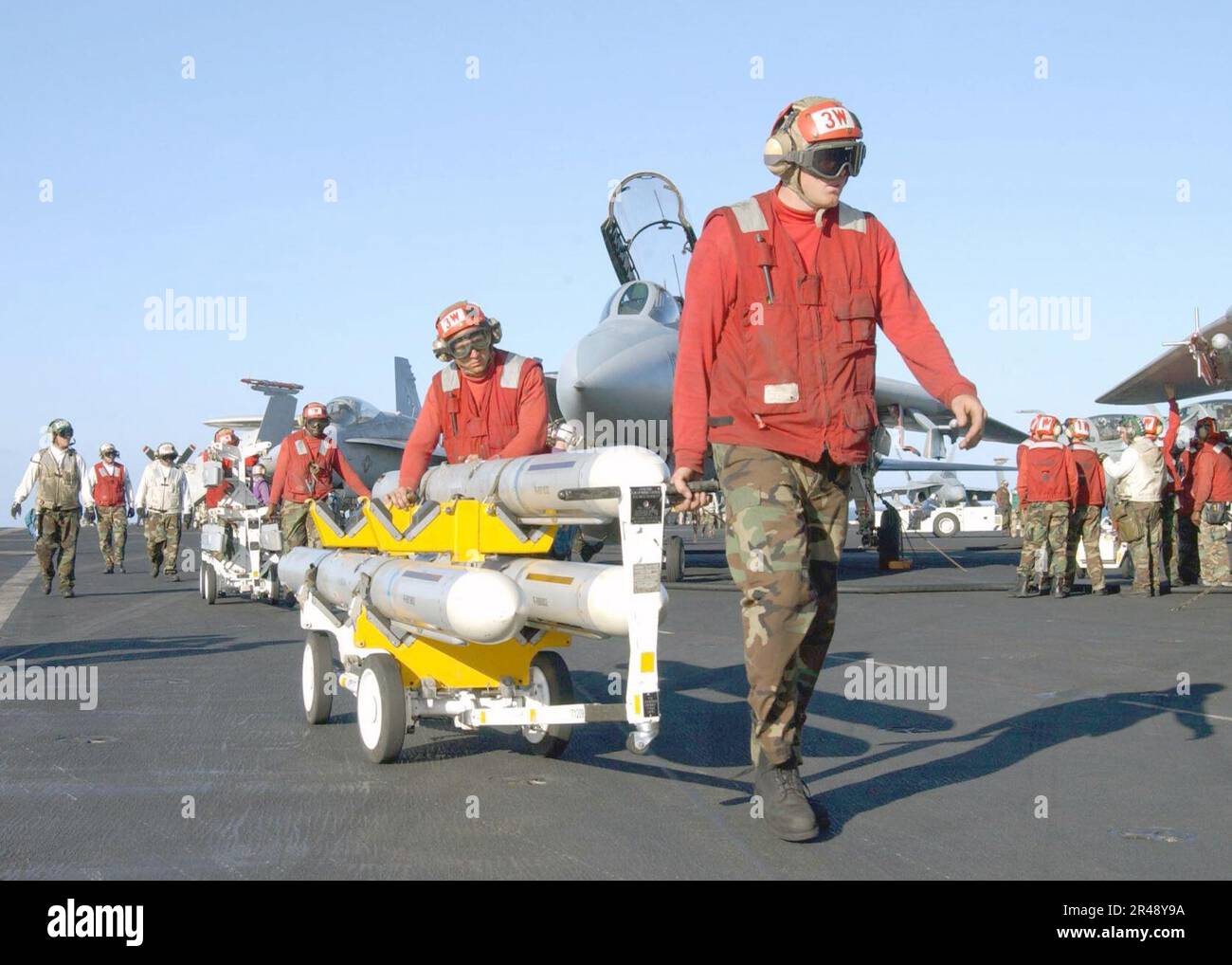 US Navy AIM-7 Stock Photo - Alamy