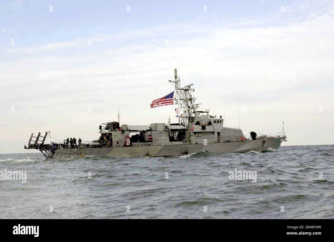 US Navy The coastal patrol craft Chinook deploys from Naval Amphibious ...