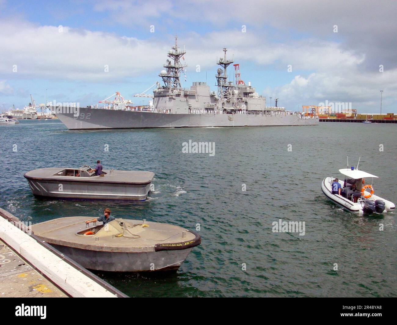 US Navy USS Fletcher (DD 992) pulls pierside to begin the first Stock ...