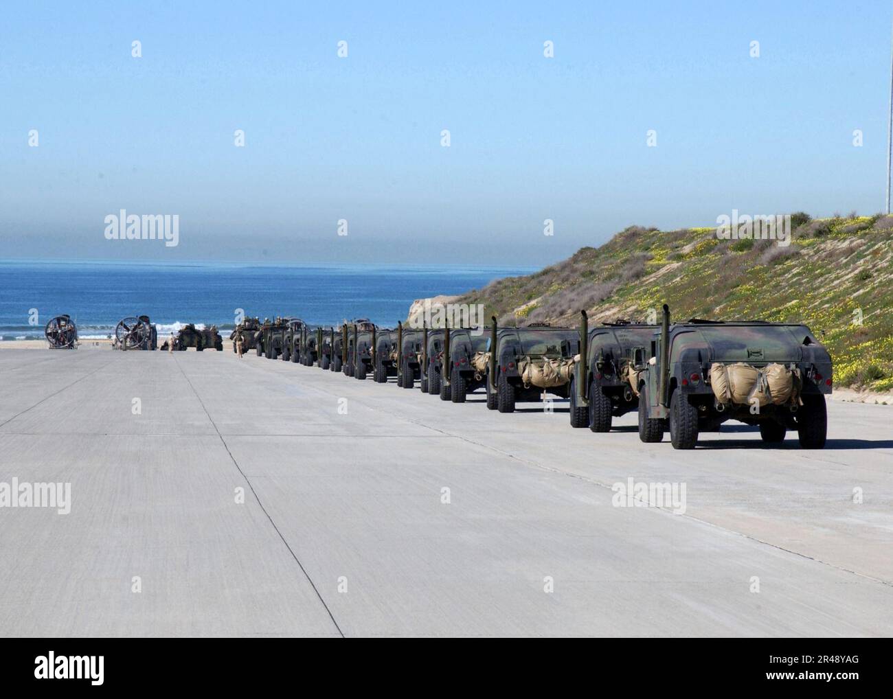 US Navy Elements of the 1st and 3rd Light Armored Reconnaissance (LAR ...
