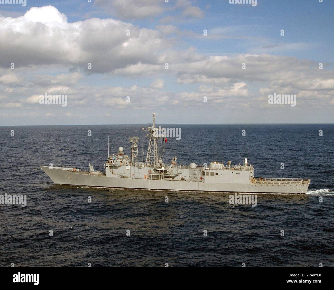 US Navy Turkish NATO Oliver Hazard Perry-class frigate TCG Gediz (F-495 ...