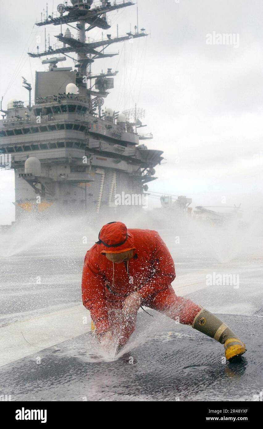 US Navy Aqueous Film Forming Foam (AFFF) and countermeasure wash down ...