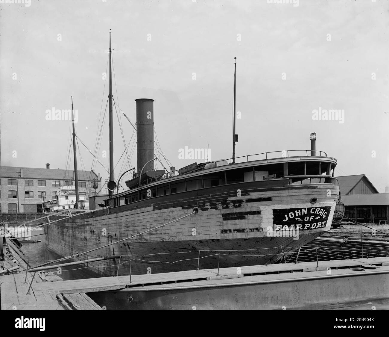 Str. John Craig in dry dock, Detroit, between 1900 and 1905. "John ...