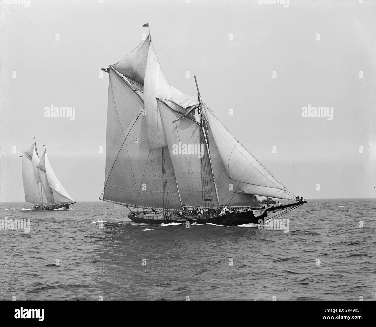 Rose Dorothea, with broken topmast in first Fishermen's Race for Lipton ...