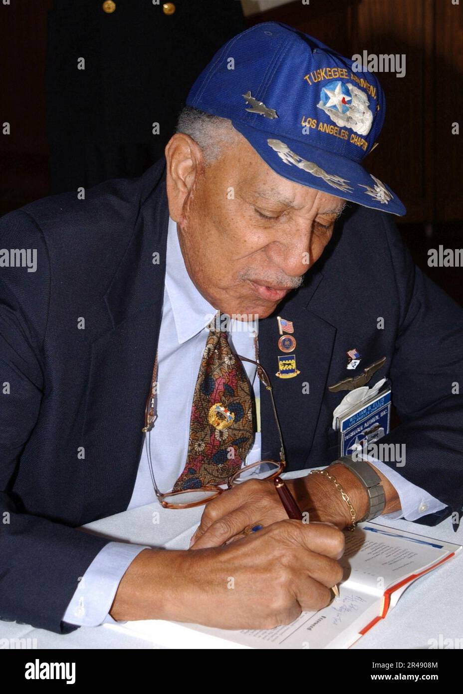 US Navy 1st LT William B. Ellis, a Tuskegee Airmen in World War II ...