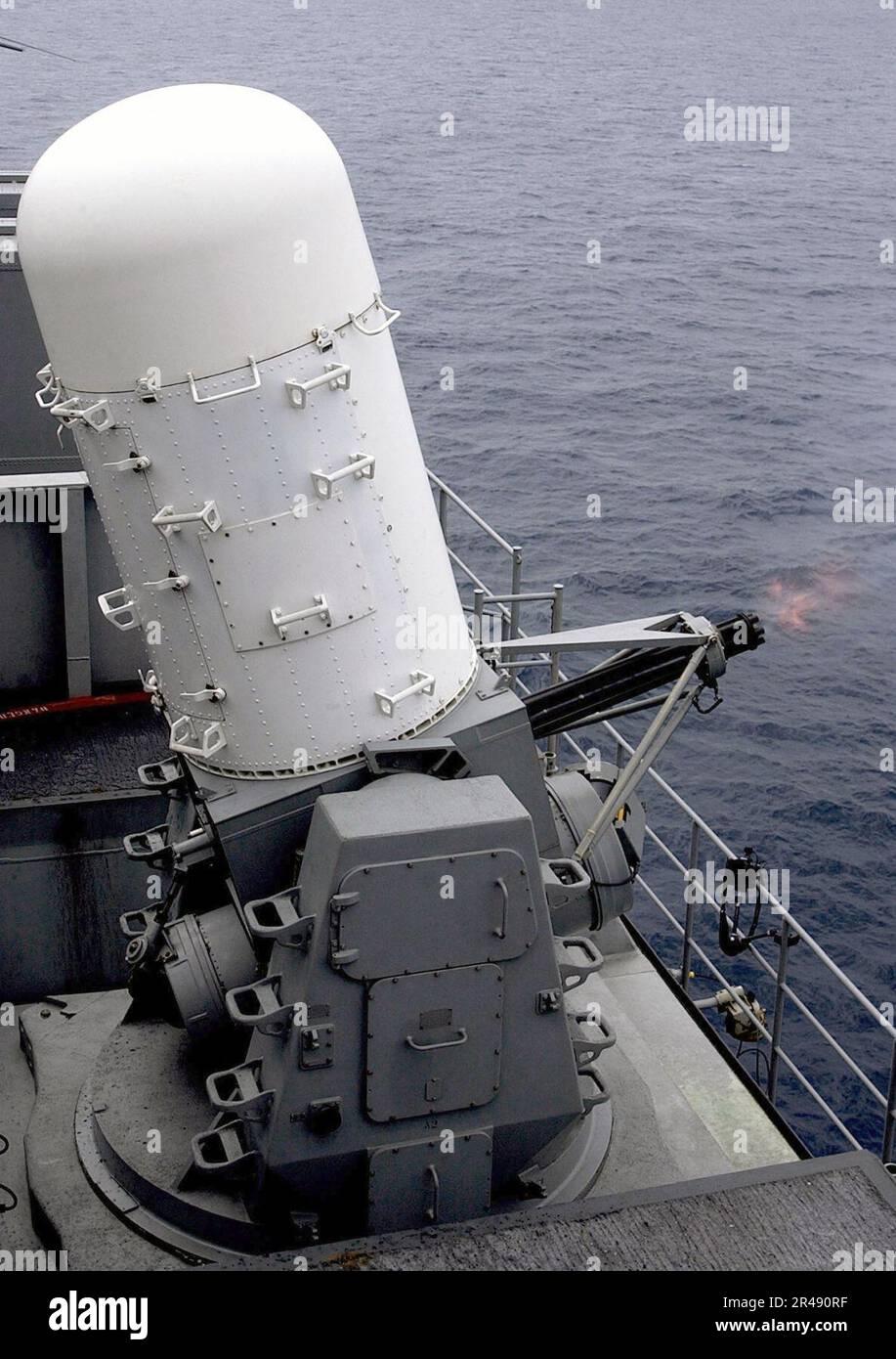 US Navy The Close-In Weapons System (CIWS Stock Photo - Alamy