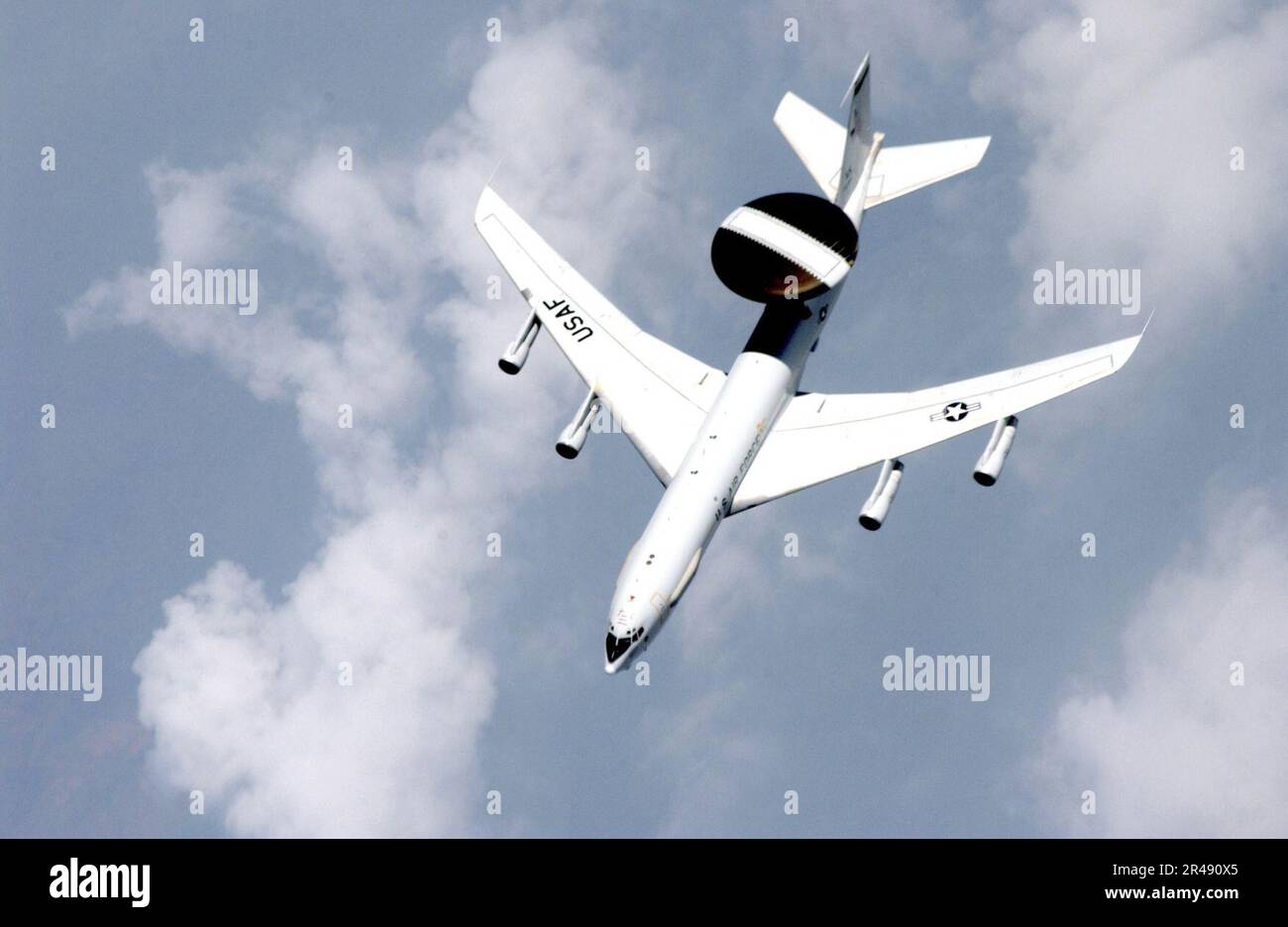 US Navy A U.S. Air Force E-3 ''Sentry,'' an air battle command and ...