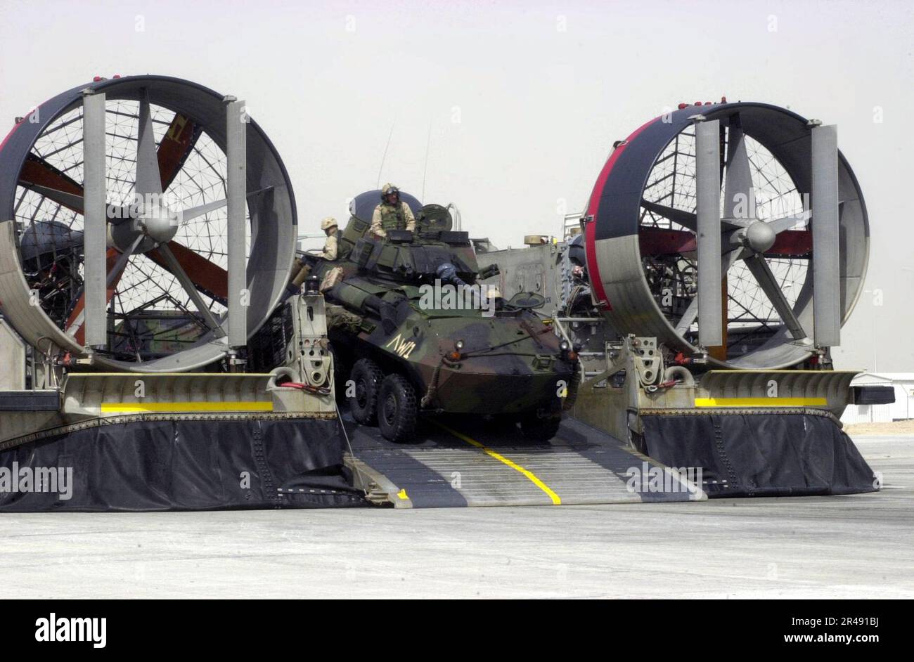 US Navy LCAC off-loads U.S. Marine LARV Stock Photo - Alamy