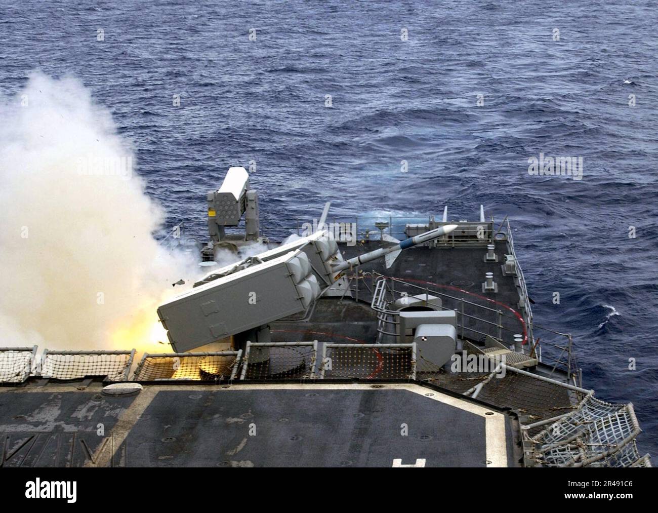 US Navy The destroyer USS O'Bannon (DD 987) launches a RIM-7 NATO Sea ...