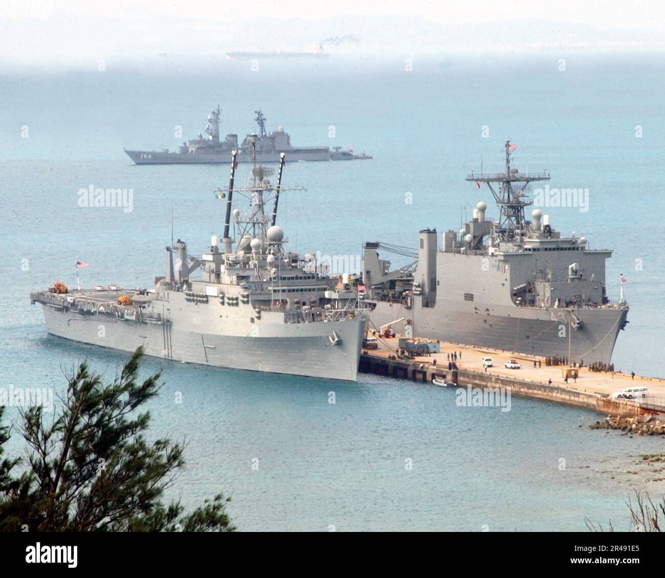 US Navy The amphibious transport dock ship U.S.S. Juneau (LPD-10) and ...