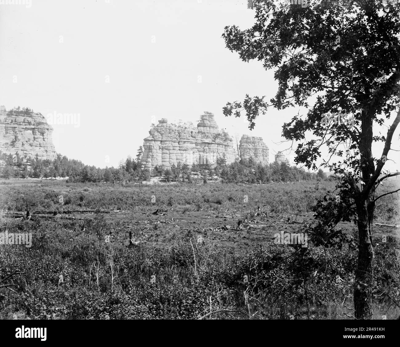 Camp Douglas, Wis., Castle Rocks, distant view, c1898 Stock Photo - Alamy