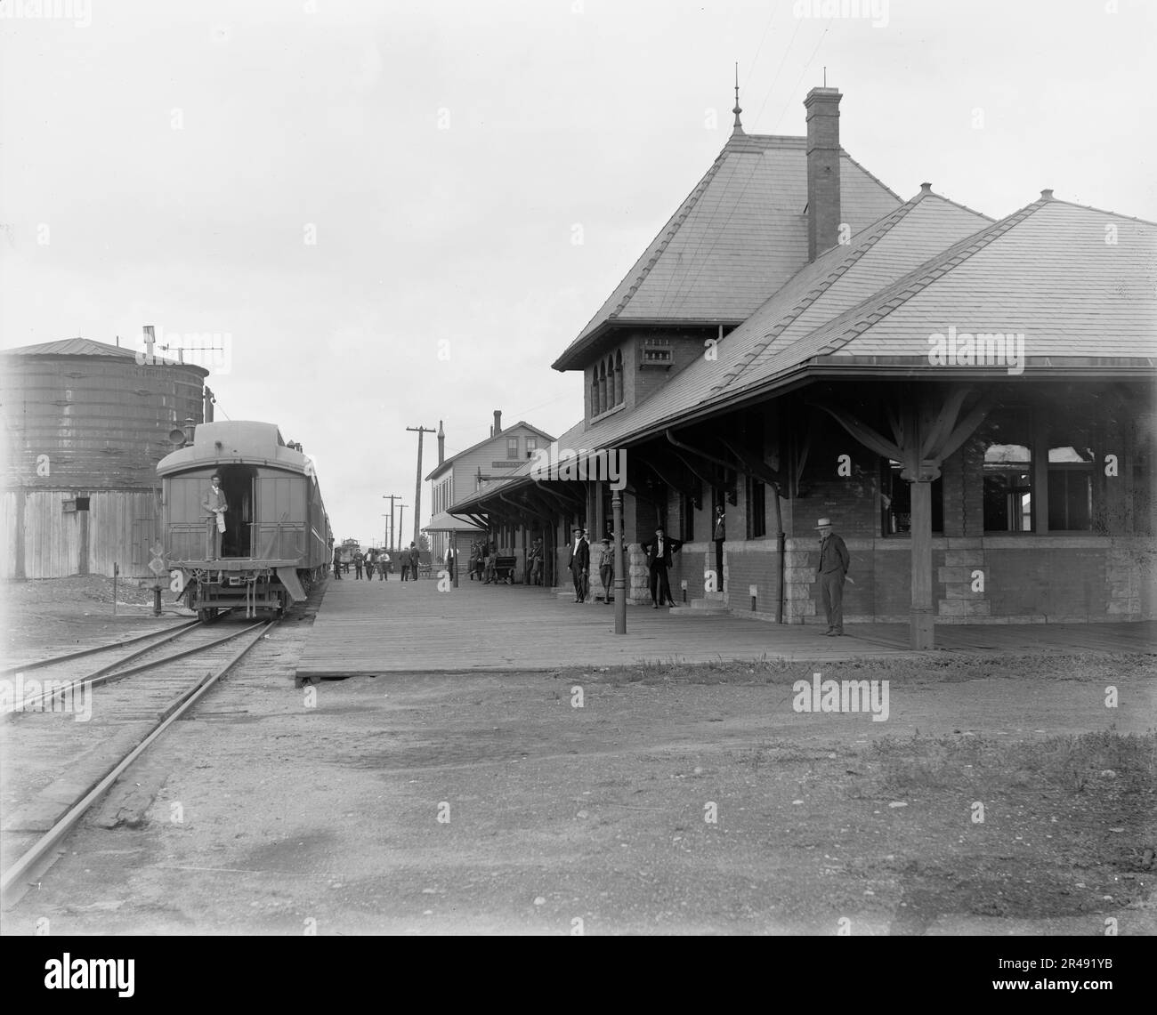1890s train station Black and White Stock Photos & Images - Alamy