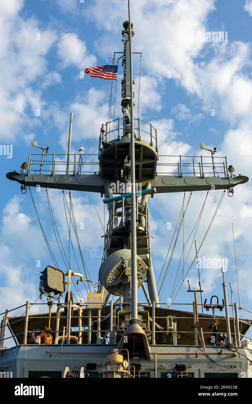 Uss gladiator hi-res stock photography and images - Alamy