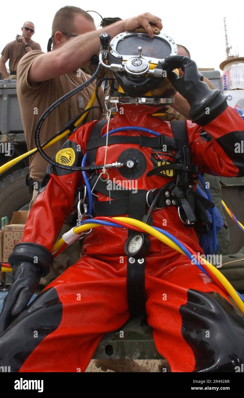 US Navy Equipment Operator Stock Photo - Alamy