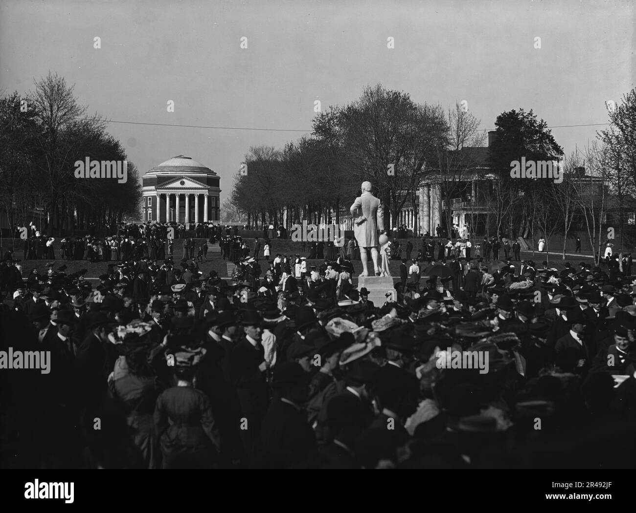 University art inauguration ceremony hi-res stock photography and ...