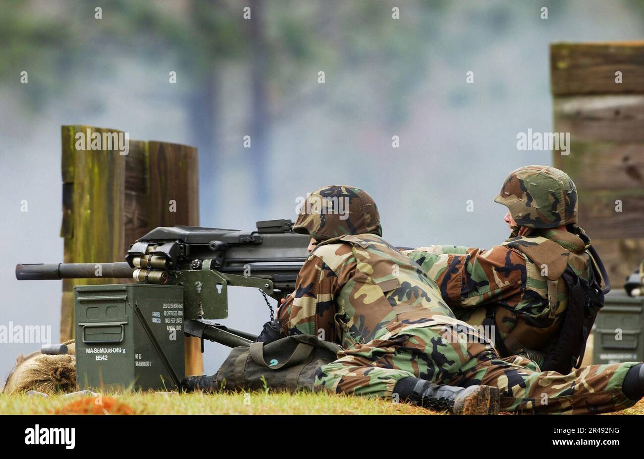 US Navy U.S. Navy reservists assigned to Naval Construction Force ...