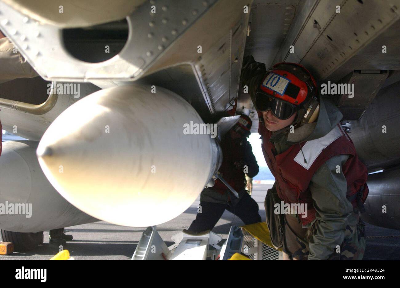 US Navy Aviation Ordnanceman Stock Photo - Alamy