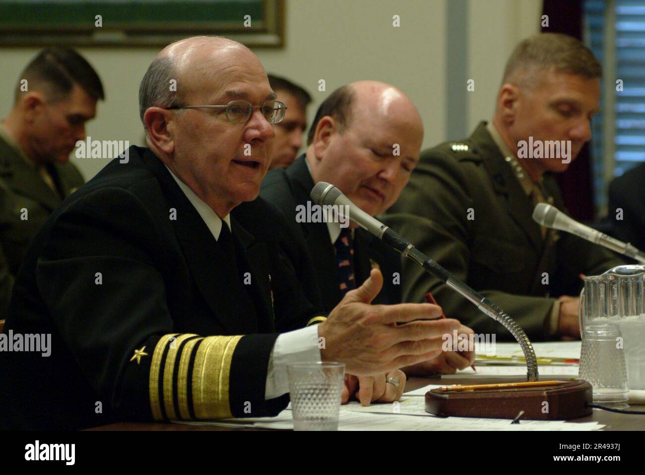 US Navy (From the left) Adm. Vern Clark Stock Photo - Alamy