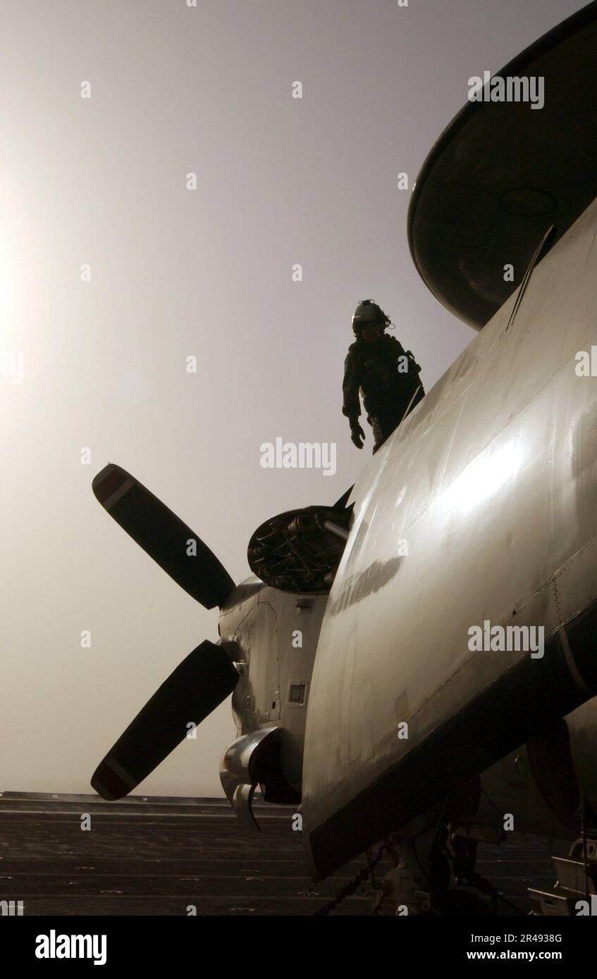 US Navy A naval aviator assigned to the Stock Photo - Alamy