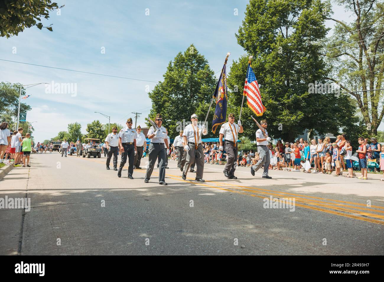 Marching flags hi-res stock photography and images - Alamy
