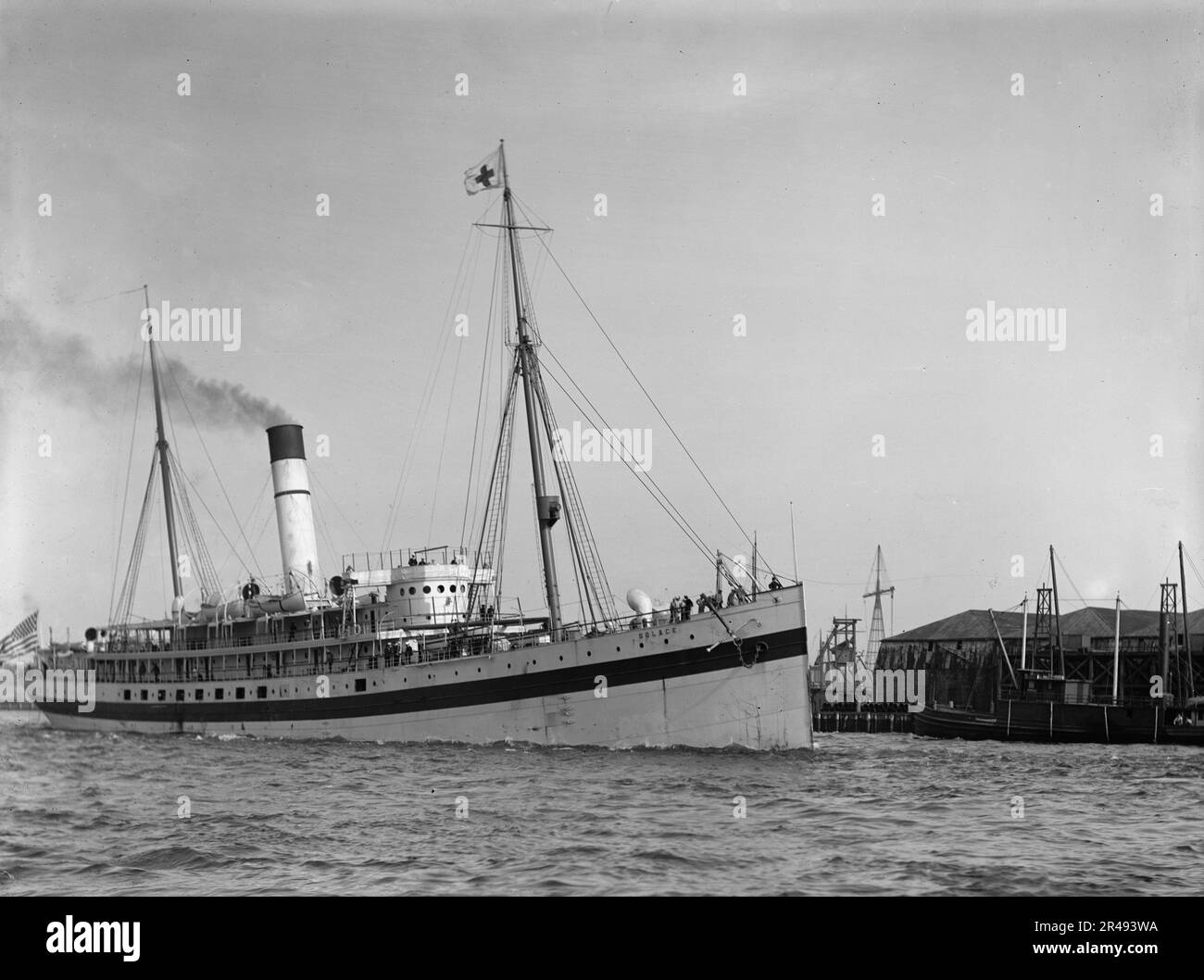 Uss naval hospital ship hi-res stock photography and images - Alamy
