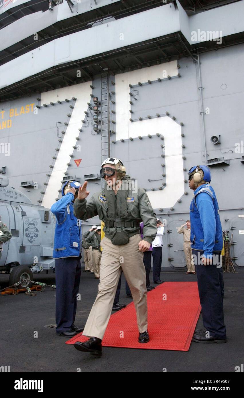 US Navy Vice Admiral Scott A. Fry, Commander Sixth Fleet departs the ...