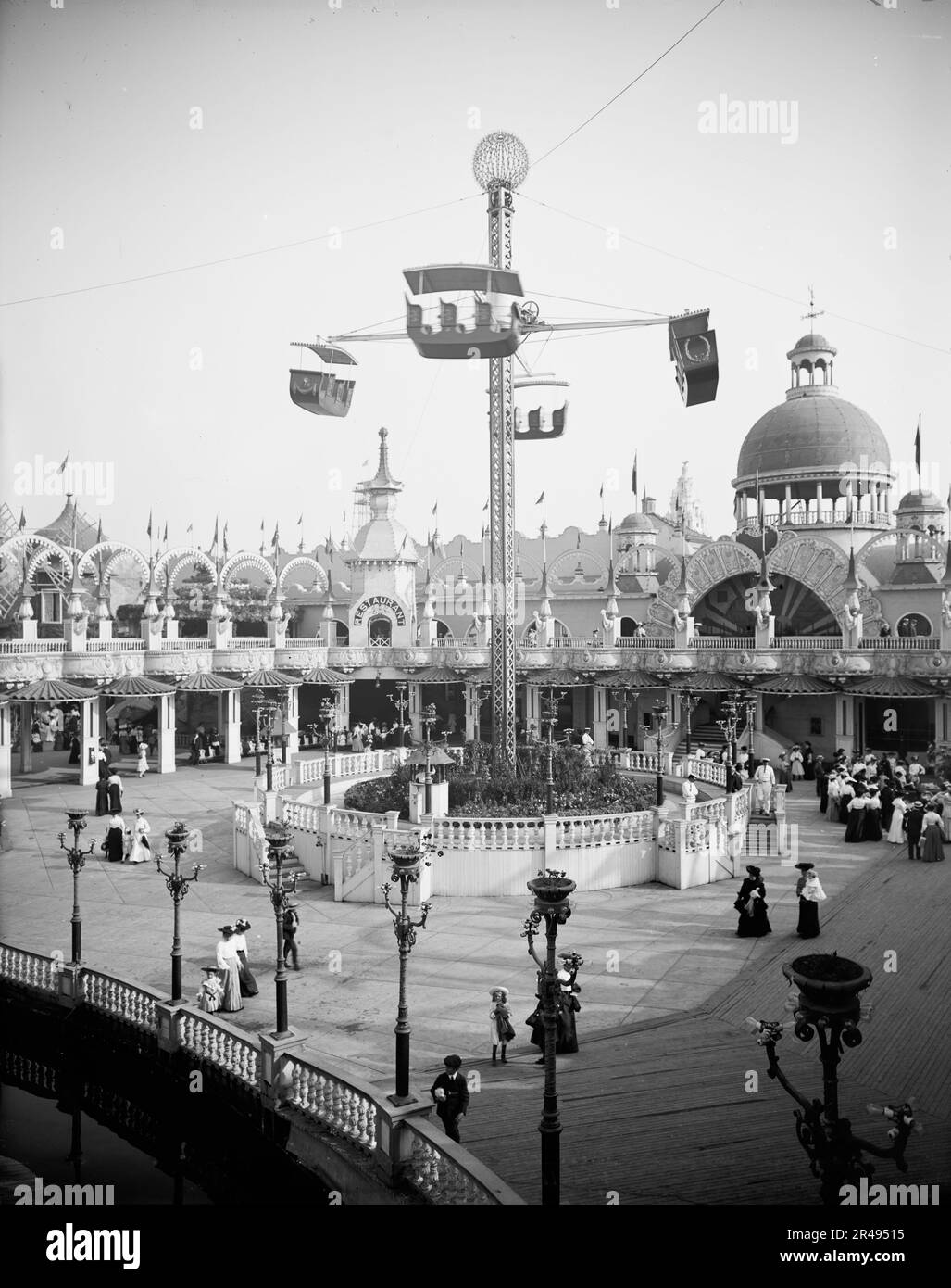 Whirl of the Whirl, Luna Park, Coney Island, N.Y., c1905 Stock Photo ...