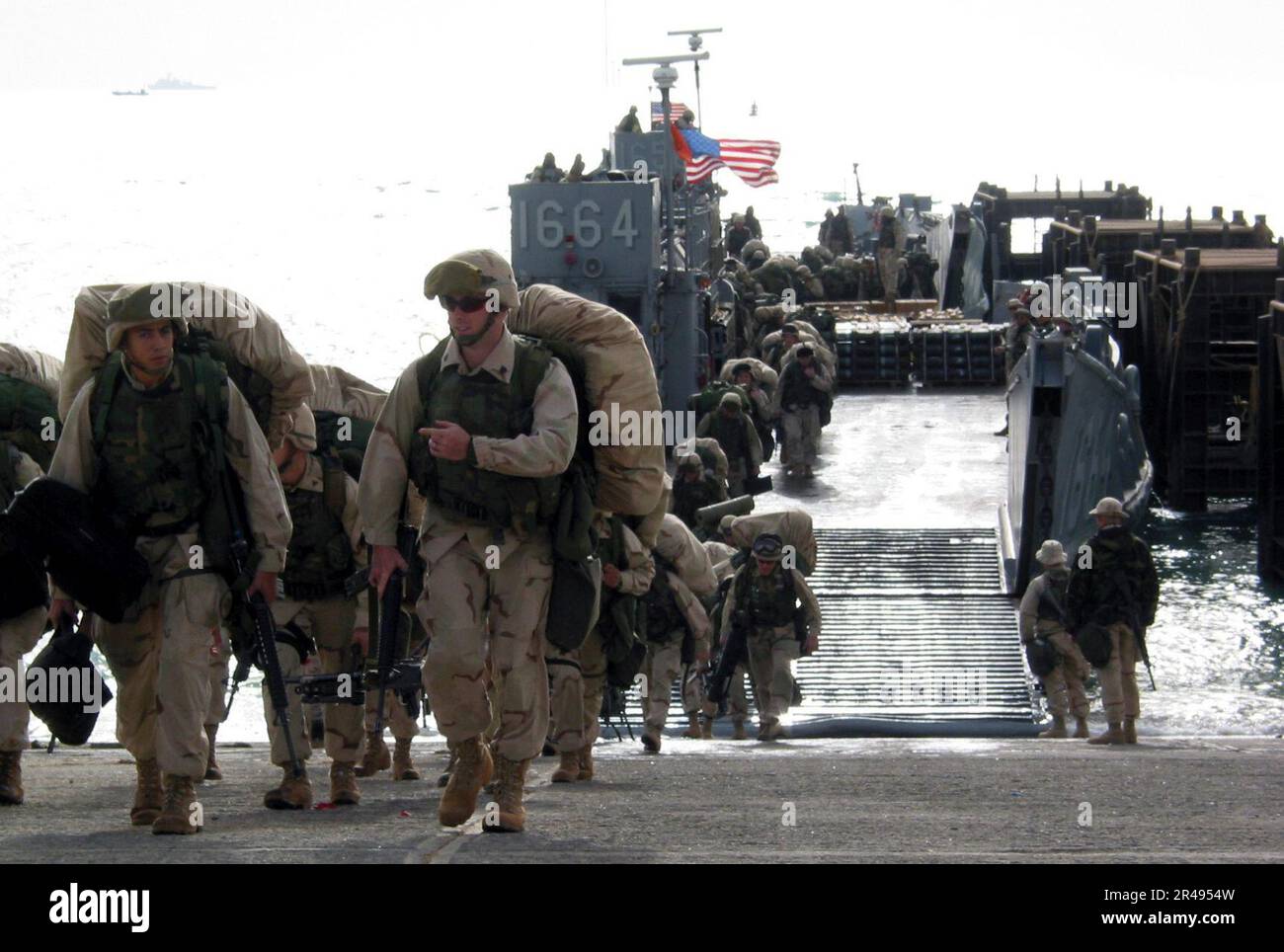 US Navy Elements of the 24th Marine Expeditionary Unit (MEU), offload ...