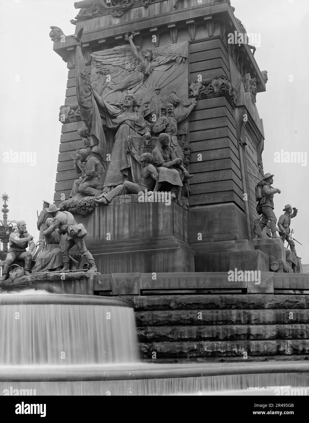 West Face, Soldiers' and Sailors' Monument, Indianapolis, Ind., between ...