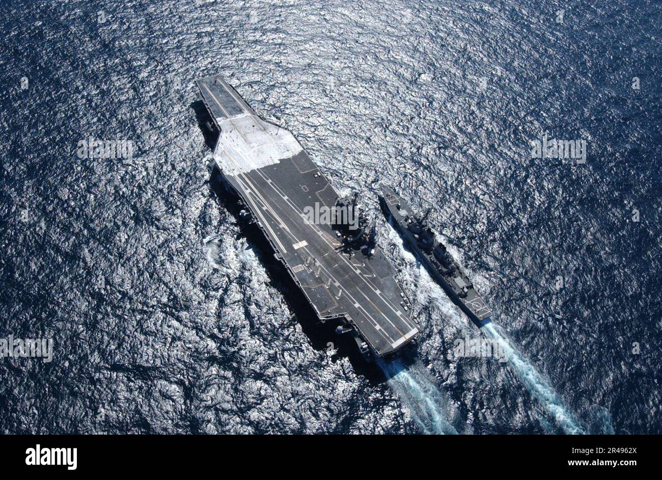 US Navy Guided missile destroyer USS John Paul Jones (DDG 53) pulls ...