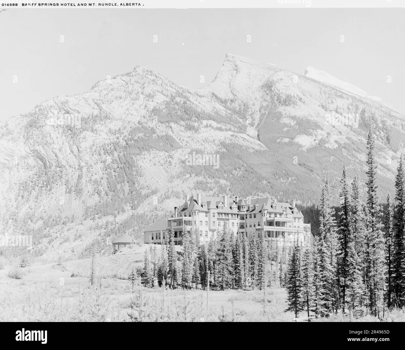 Banff Springs Hotel and Mt. Rundle, Alberta, between 1900 and 1906 ...