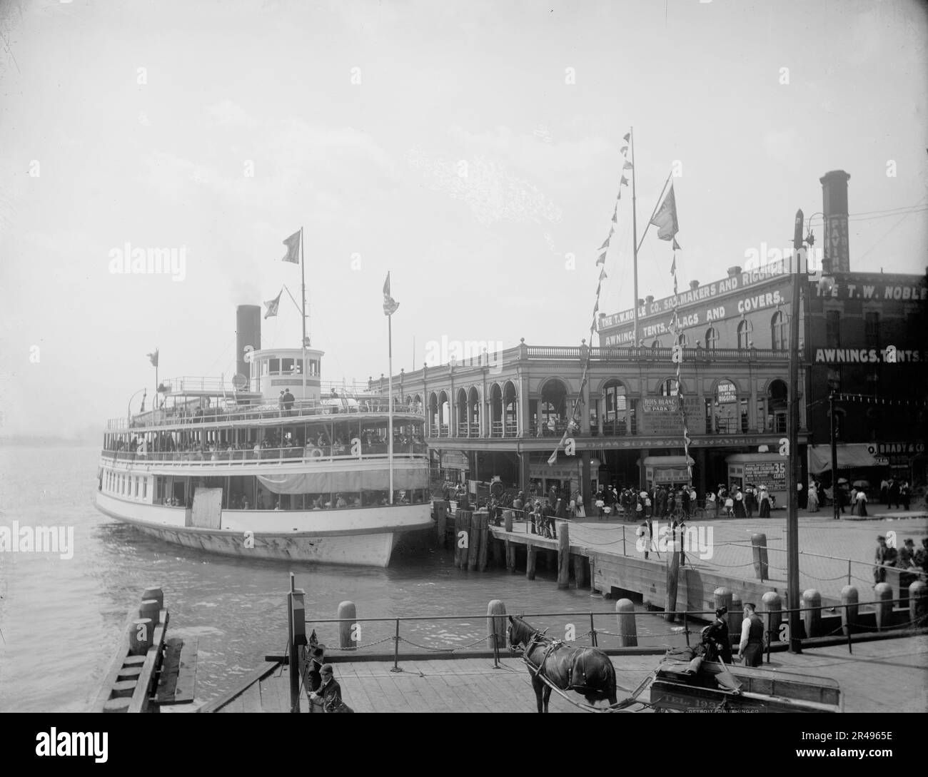 Str. Pleasure at ferry dock, Detroit, Mich., between 1900 and 1906 ...