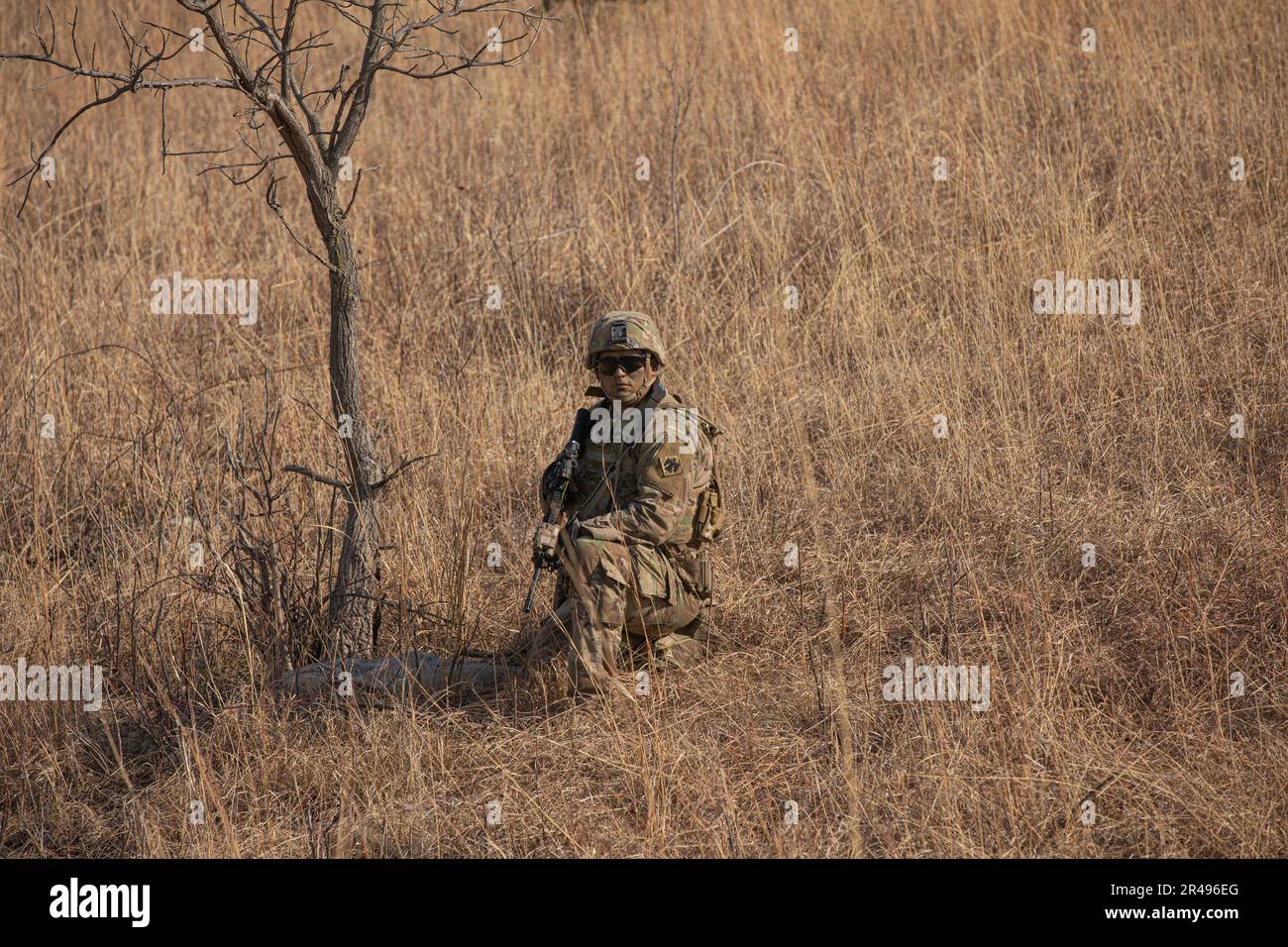 An Oklahoma Army National Guard Soldier with Company B, 1st Battalion ...
