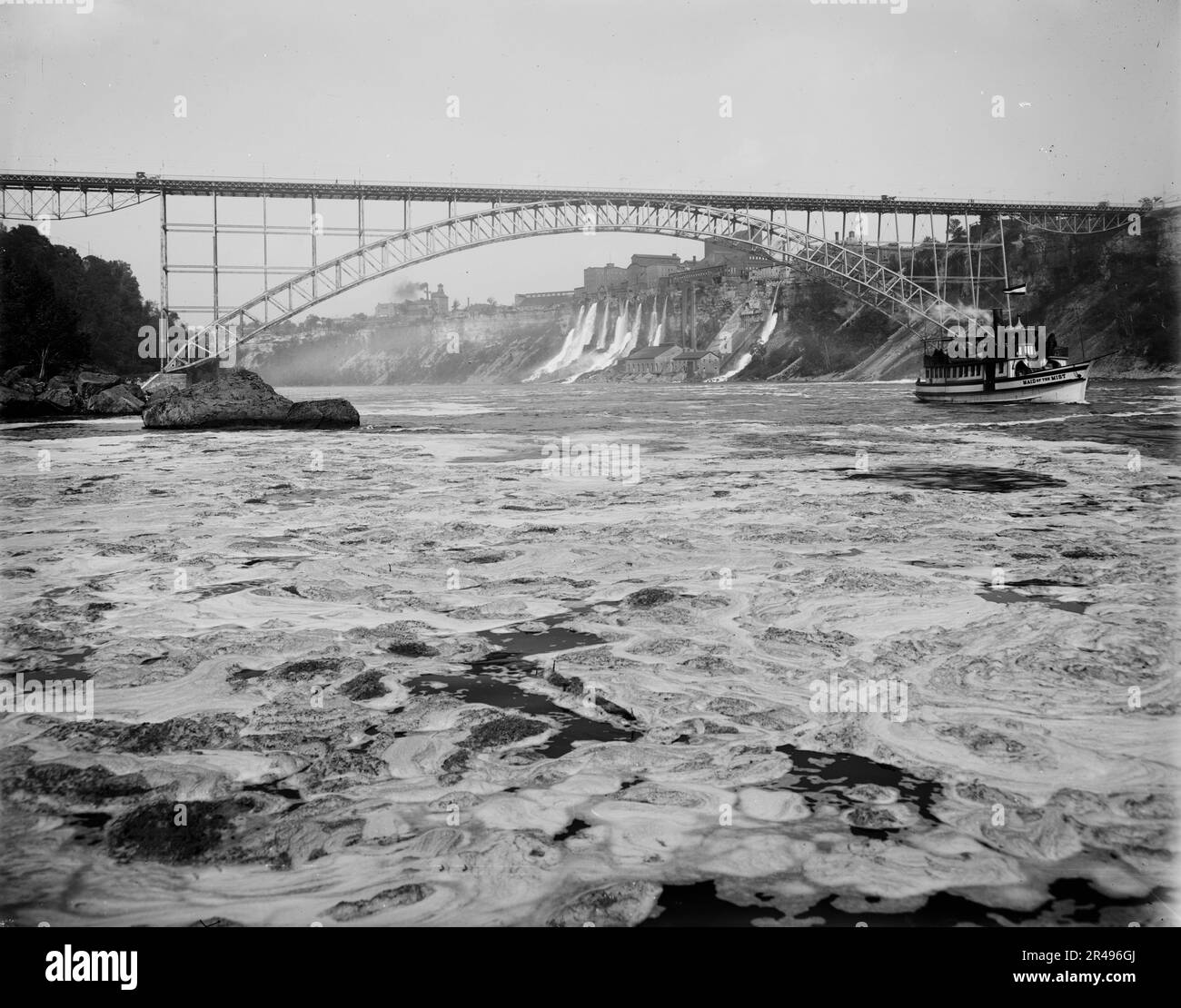 The [Upper] Steel Arch Bridge, Niagara, between 1900 and 1906 Stock ...