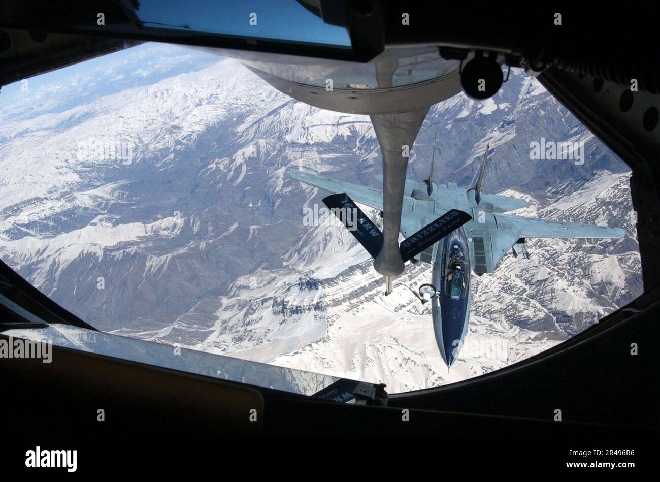 US Navy An U.S. Navy F-14B Tomcat assigned to the ''Swordsmen'' of ...