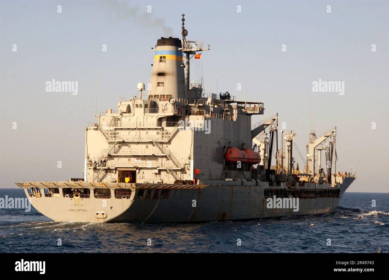 US Navy The fleet oiler USNS John Lenthall (T-AO 189) steams through ...