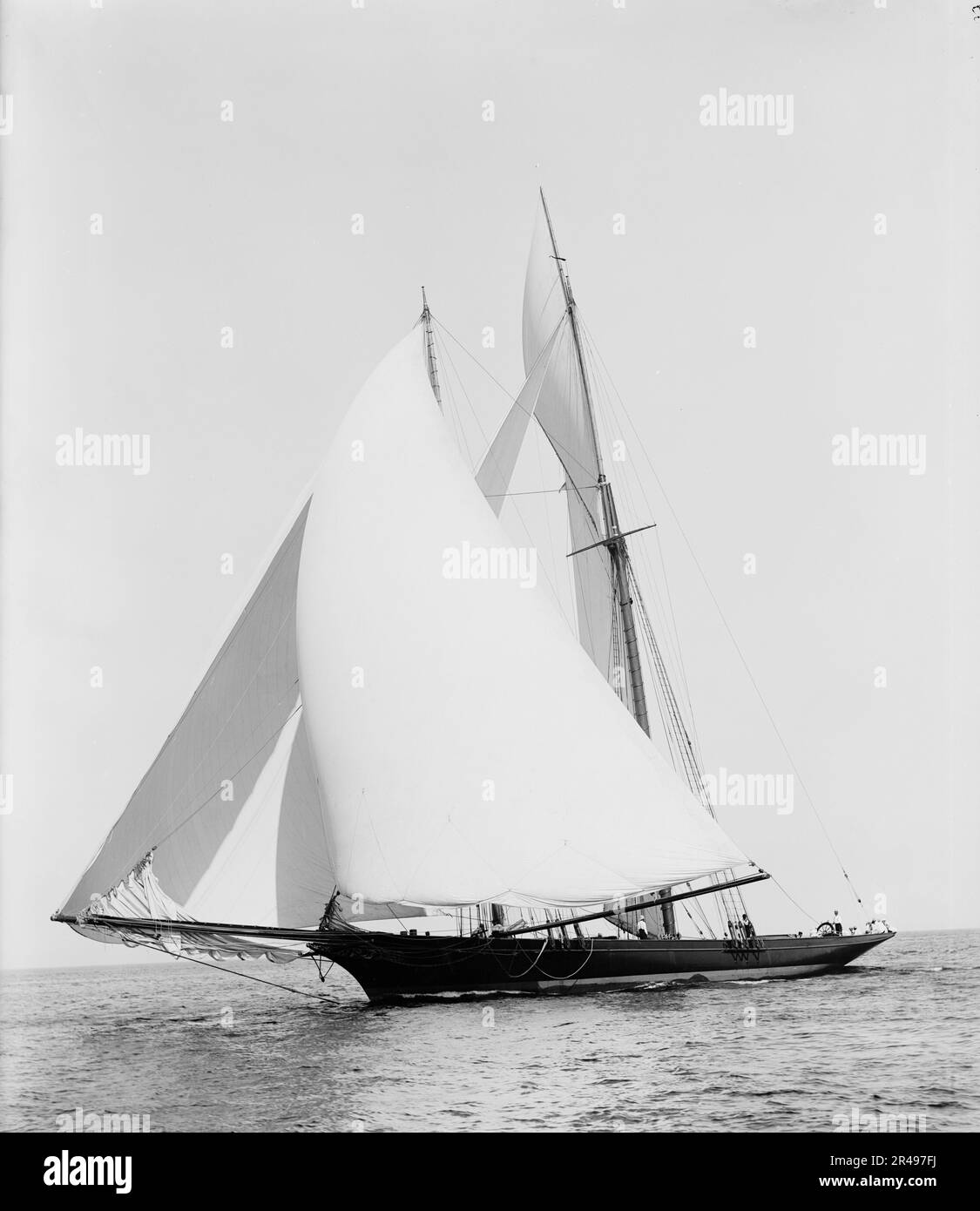 Constellation yacht hi-res stock photography and images - Alamy