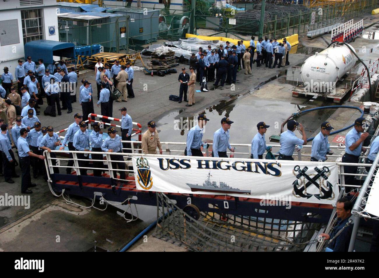 US Navy the crew of the guided missile destroyer USS Benfold (DDG 65 ...