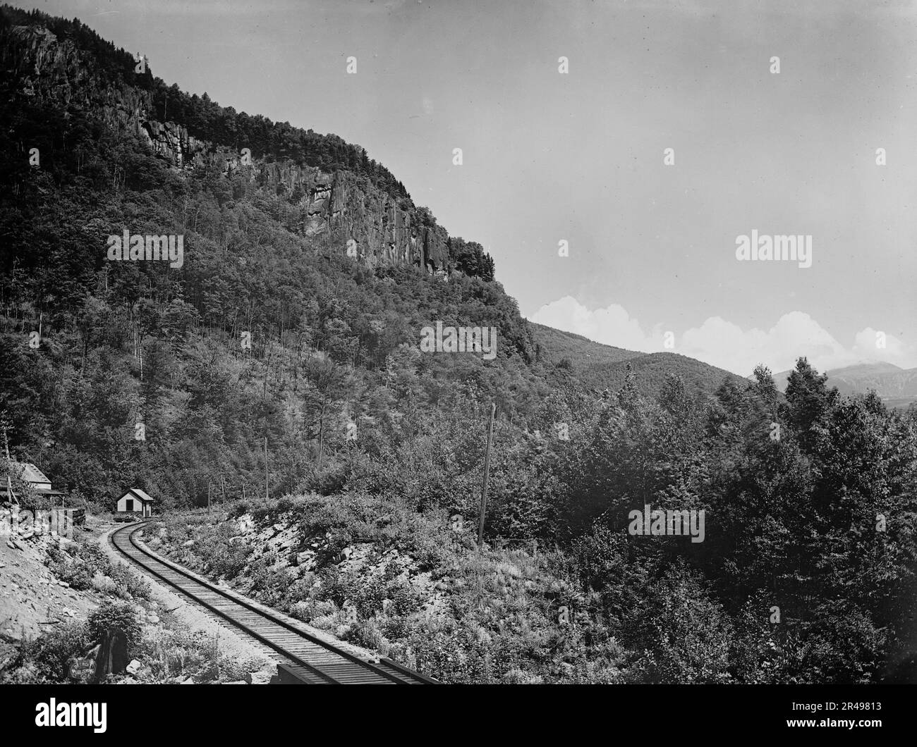 Frankenstein Cliff & Mt. Washington, Crawford Notch, White Mts., N.H ...