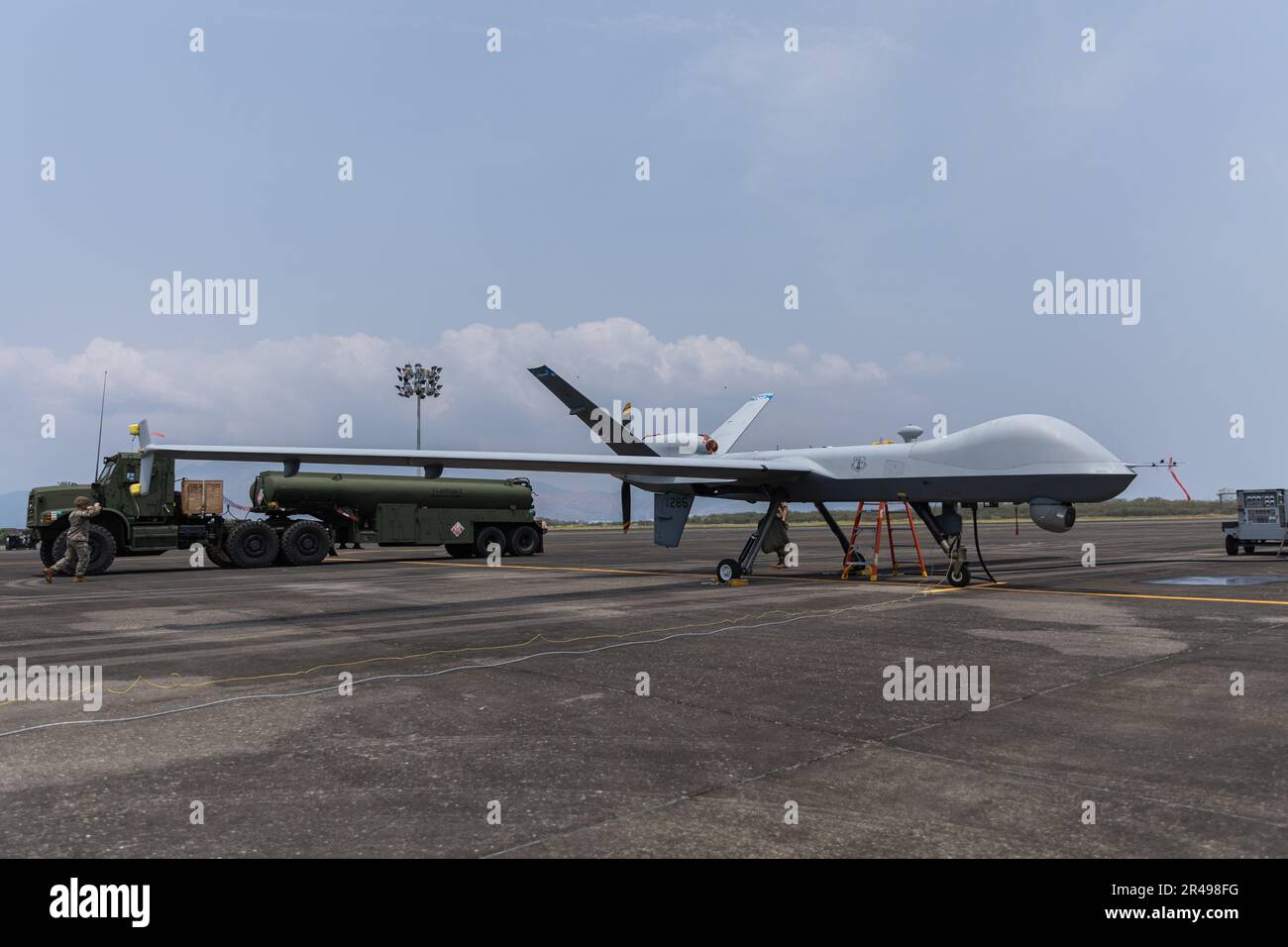 U.S. Marines with Marine Wing Support Squadron 174, 1st Marine Aircraft ...