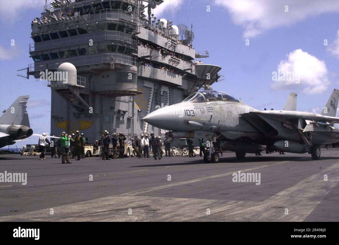 US Navy An F-14D Tomcat assigned to ''Tomcatters'' of Fighter Squadron ...