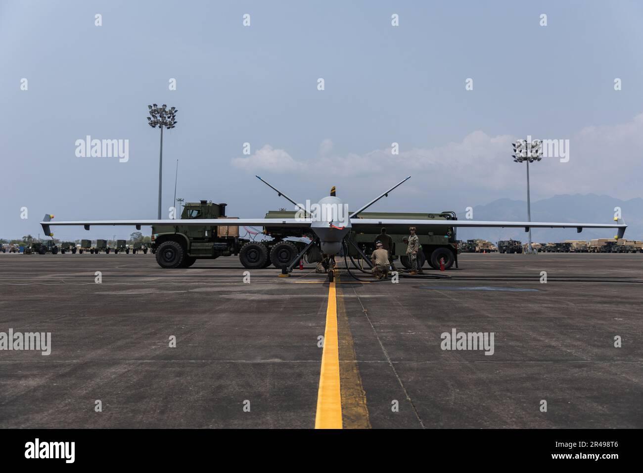 U.S. Marines with Marine Wing Support Squadron 174, 1st Marine Aircraft ...