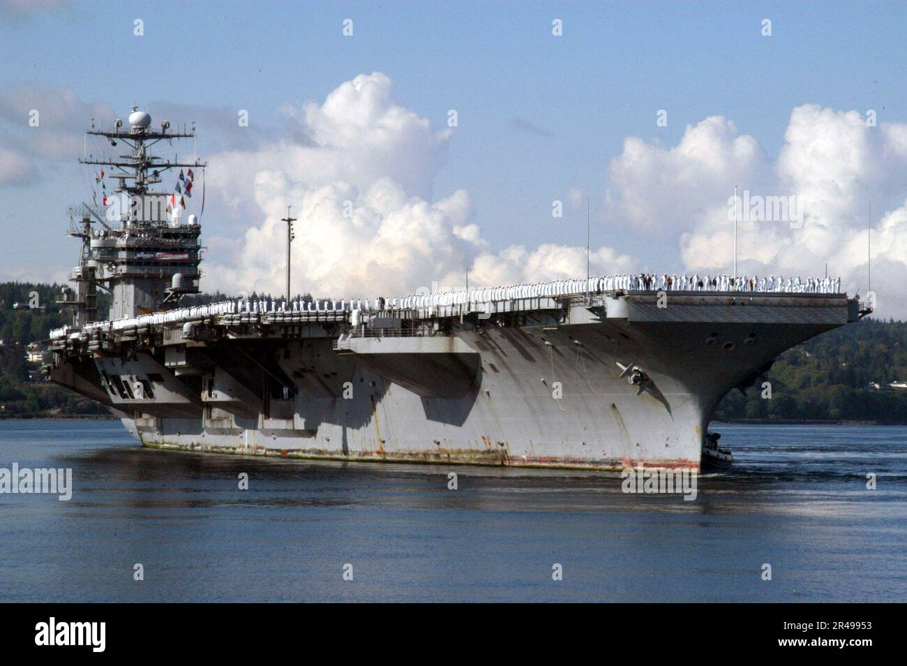 US Navy The USS Abraham Lincoln (CVN 72) approaches pier Alpha aboard ...