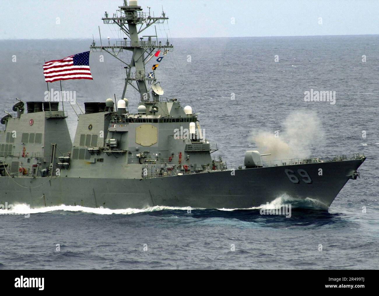 US Navy The Arleigh Burke-class destroyer USS Milius (DDG 69) fires its ...