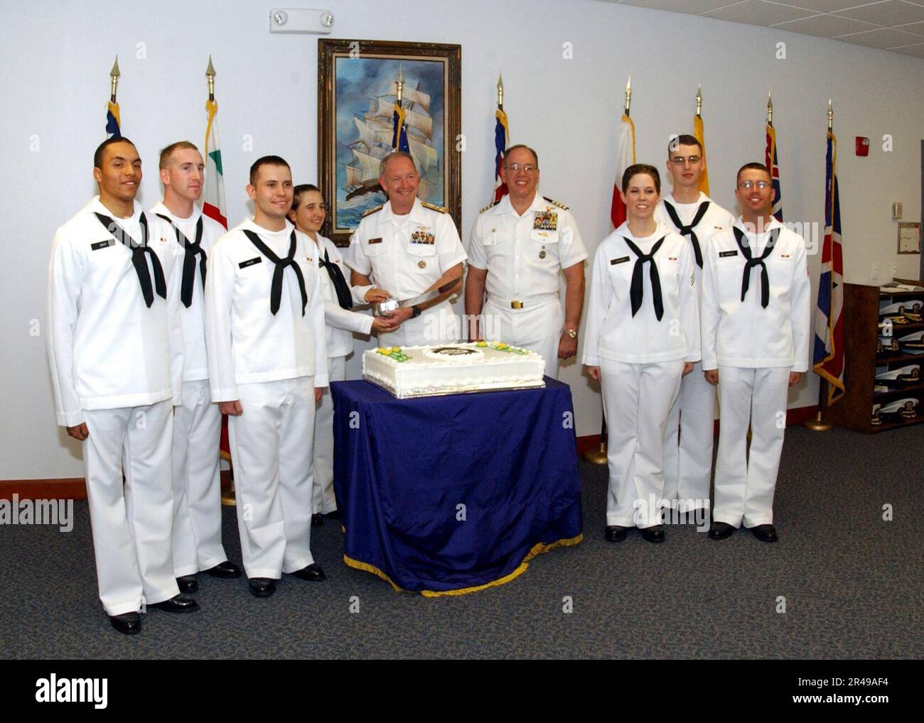 Hoewing hi-res stock photography and images - Alamy