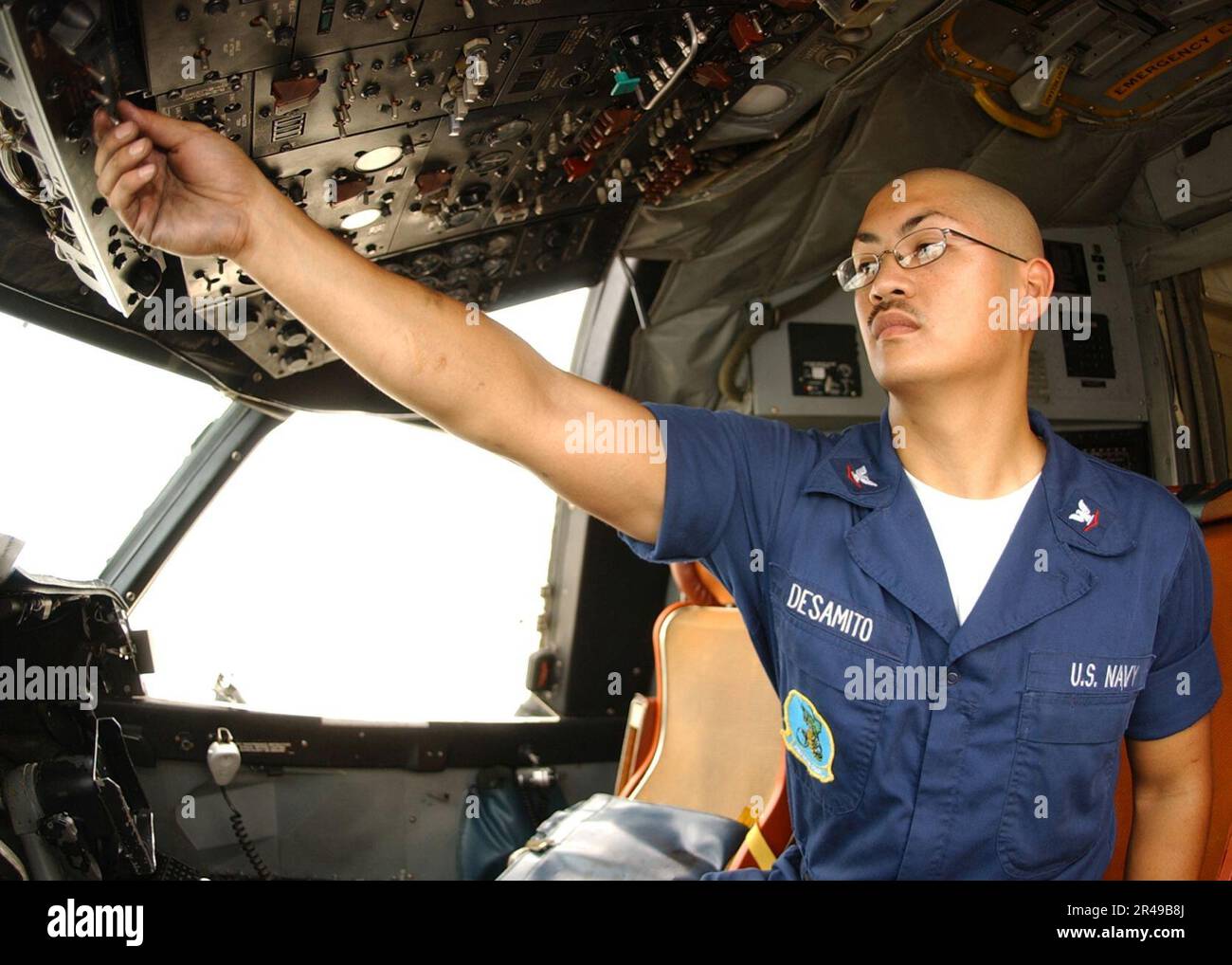 US Navy Aviation Machinist Mate Stock Photo - Alamy