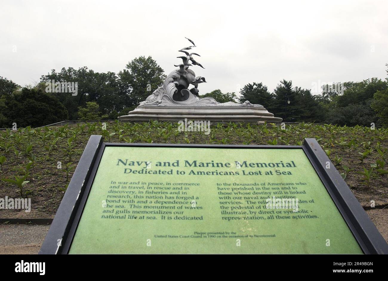 US Navy The Navy and Marine Memorial is dedicated to the thousands of ...