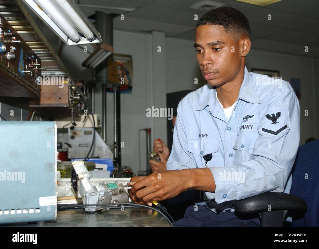 Aviation electrician hi-res stock photography and images - Alamy